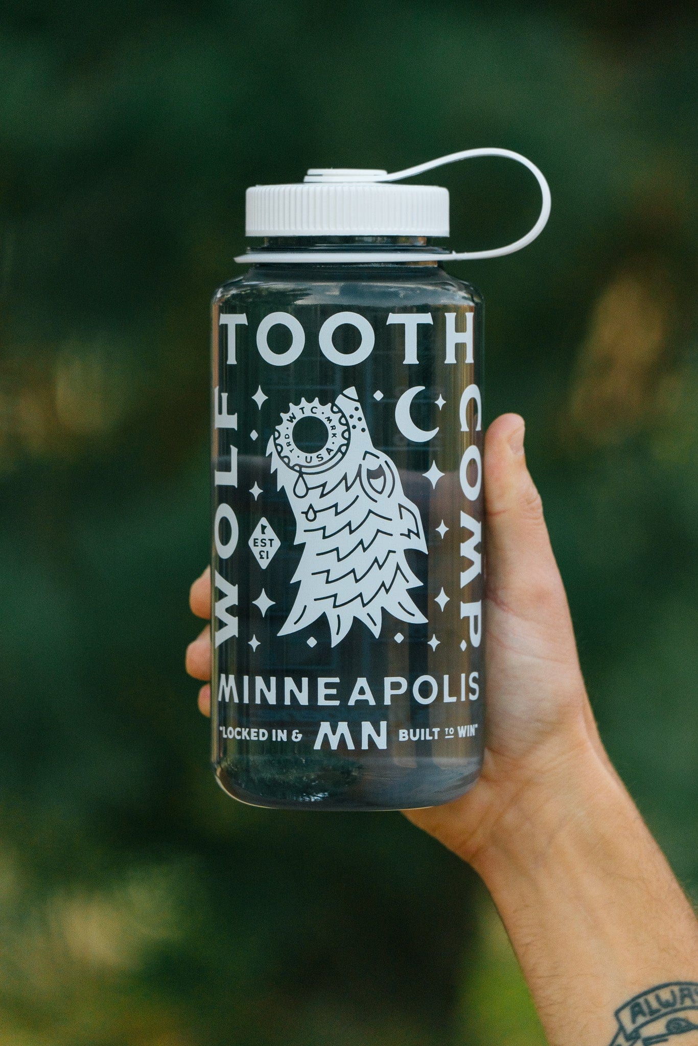 Wolf Tooth Pack Pliers - Master Link Combo Pliers – Wolf Tooth Components