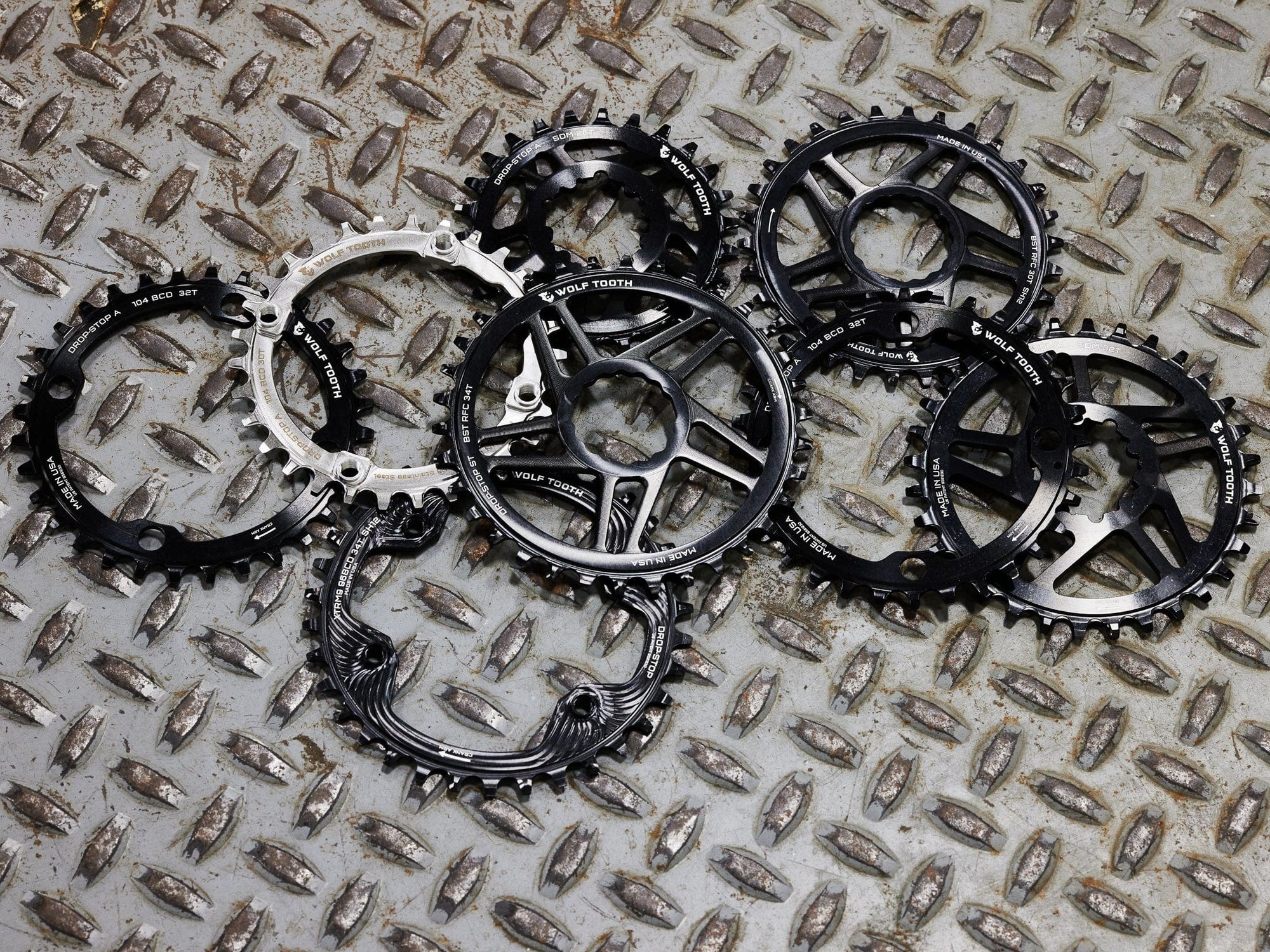 Bike Chainrings – Wolf Tooth – Tagged "Tooth Count_28t" – Wolf Tooth ...